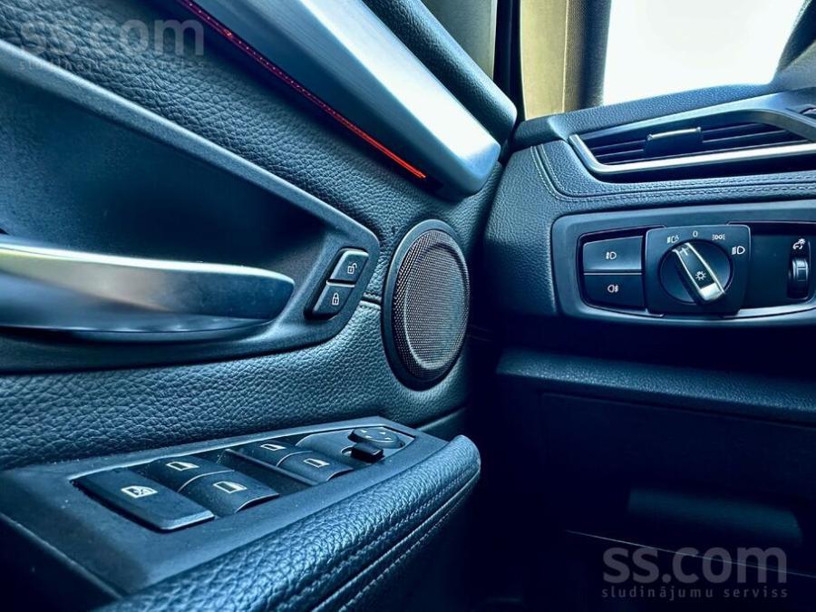 Black BMW 218 2018 in Riga, with an engine capacity of 2.00 L and mileage of 231 thousand km for 13500 €, photo 24 on AUTOMOTO.COM.LV