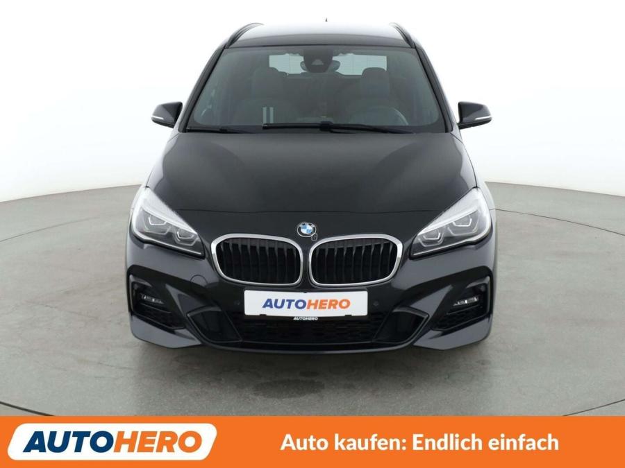 Black BMW 218 2019 in Kaunas, with an engine capacity of 1.50 L and mileage of 90 thousand km for 22740 €, photo 9 on AUTOMOTO.COM.LV