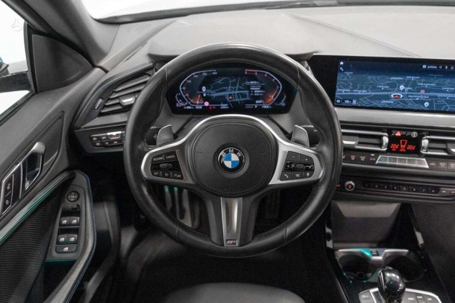 Black BMW 218 2022 in Vilnius, with an engine capacity of 2.00 L and mileage of 81 thousand km for 22900 €, photo 12 on AUTOMOTO.COM.LV