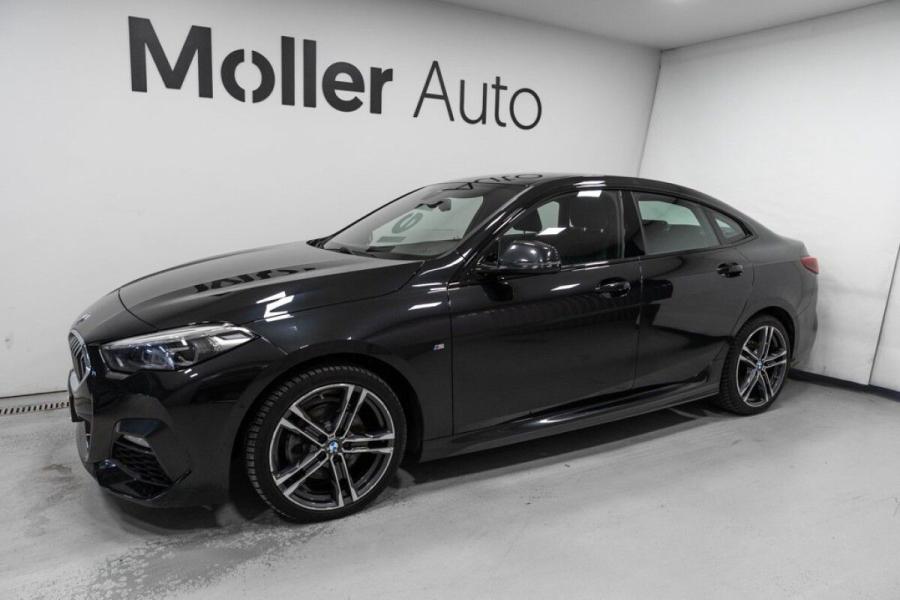 Black BMW 218 2022 in Vilnius, with an engine capacity of 2.00 L and mileage of 81 thousand km for 22900 €, photo 3 on AUTOMOTO.COM.LV