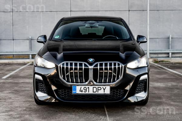 BMW 218 2024 Tallina vietnē Melns BMW 218 2024 Tallina, ar dzinēja tilpumu 1.50 L un nobraukumu 110 tūkst. km par 23000 €, foto 1 vietnē AUTOMOTO.COM.LV