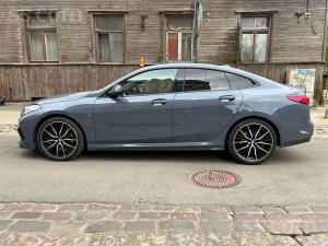 Blue BMW 218 2020 in Riga, with an engine capacity of 1.50 L and mileage of 120 thousand km for 20500 €, photo 6 on AUTOMOTO.COM.LV