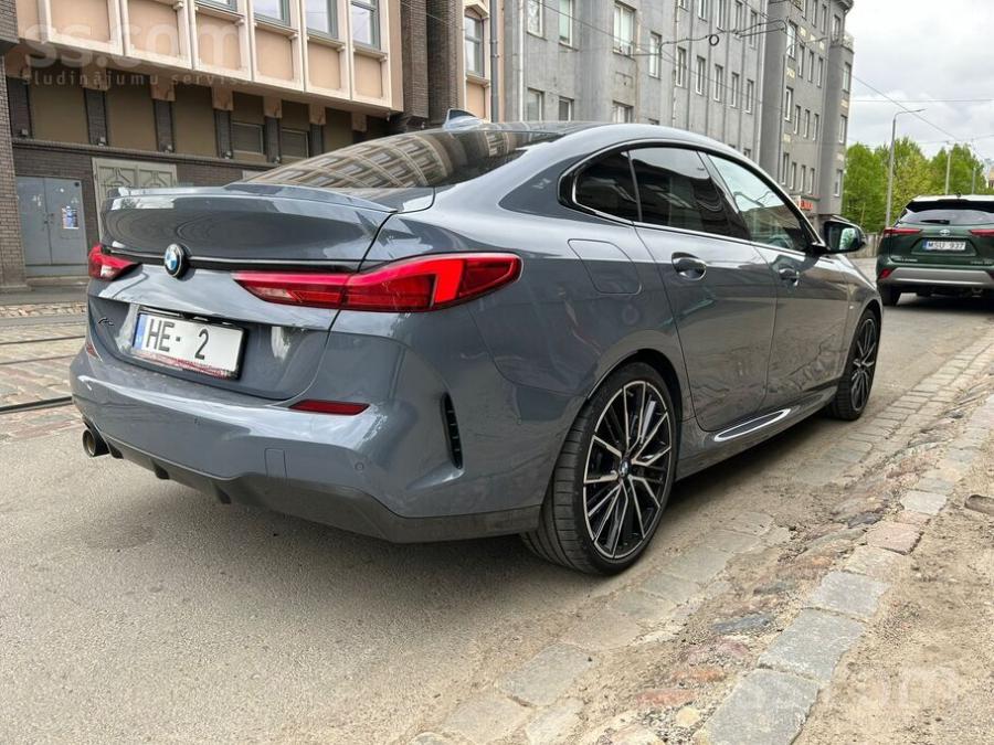 Blue BMW 218 2020 in Riga, with an engine capacity of 1.50 L and mileage of 120 thousand km for 20500 €, photo 7 on AUTOMOTO.COM.LV