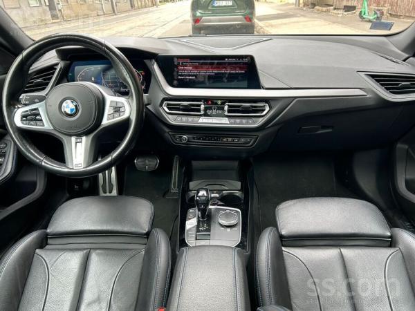 Blue BMW 218 2020 in Riga, with an engine capacity of 1.50 L and mileage of 120 thousand km for 20500 €, photo 8 on AUTOMOTO.COM.LV
