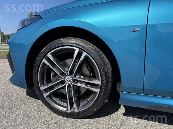 Blue BMW 218 2022 in Riga, with an engine capacity of 1.50 L and mileage of 66 thousand km for 24900 €, photo 7 on AUTOMOTO.COM.LV
