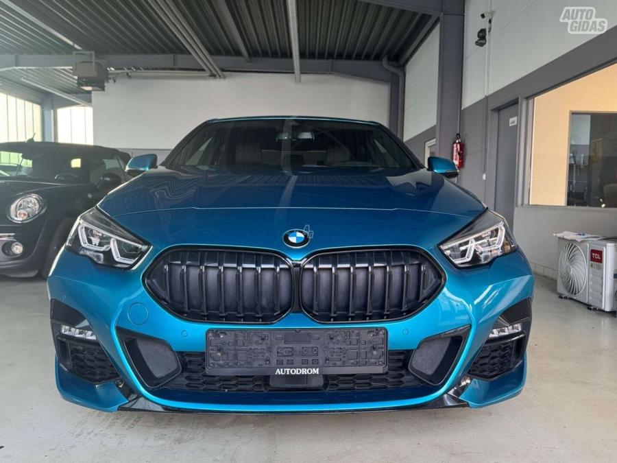 Blue BMW 218 2024 in Kaunas, with an engine capacity of 1.50 L and mileage of 45 thousand km for 28925 €, photo 2 on AUTOMOTO.COM.LV