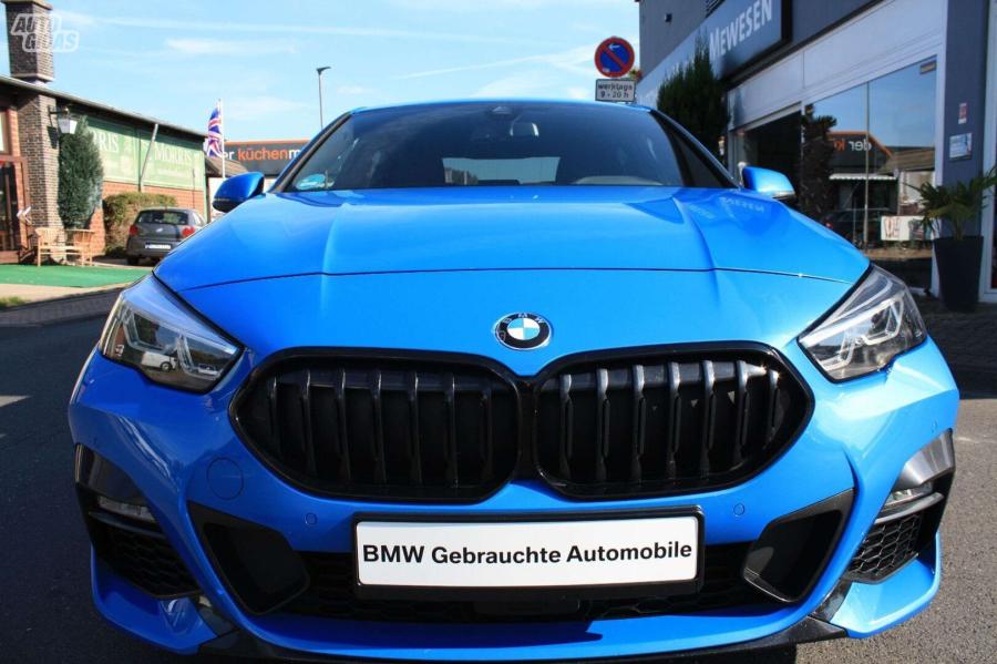 Blue BMW 218 2024 in Kaunas, with an engine capacity of 1.50 L and mileage of 67 thousand km for 27352 €, photo 3 on AUTOMOTO.COM.LV