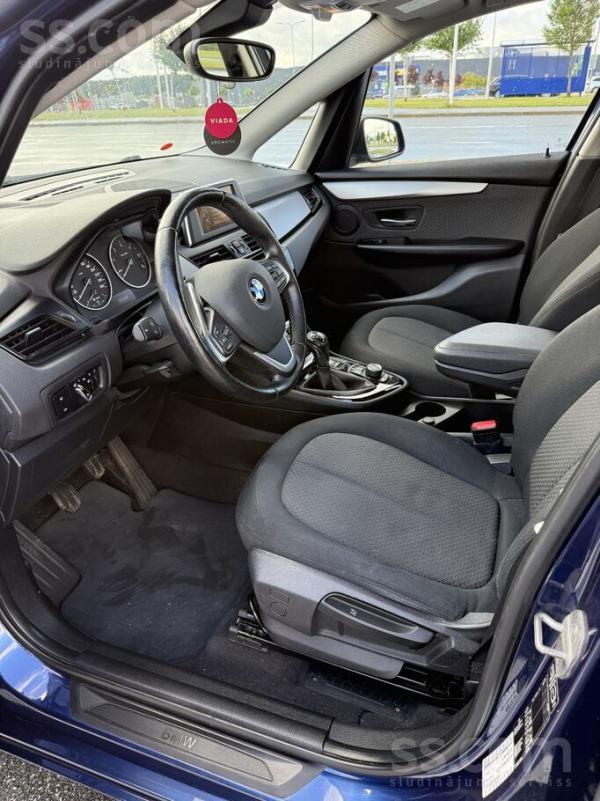 Zils BMW 218 2014 Rīga, ar dzinēja tilpumu 2.00 L un nobraukumu 138 tūkst. km par 8500 €, foto 6 vietnē AUTOMOTO.COM.LV