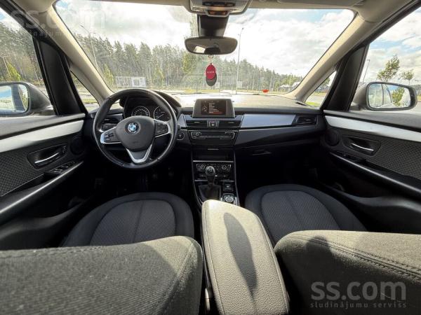 Zils BMW 218 2014 Rīga, ar dzinēja tilpumu 2.00 L un nobraukumu 138 tūkst. km par 8500 €, foto 10 vietnē AUTOMOTO.COM.LV