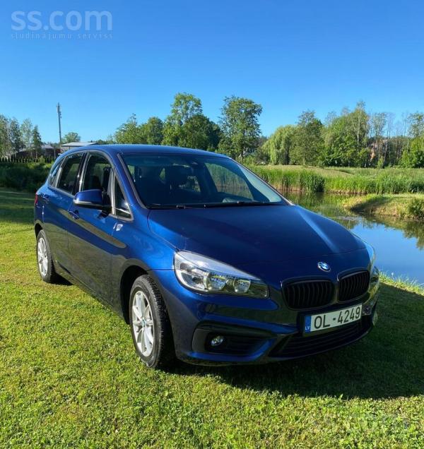 Blue BMW 218 2017 in Jelgava, with an engine capacity of 2.00 L and mileage of 157 thousand km for 8800 €, photo 1 on AUTOMOTO.COM.LV