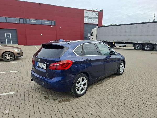Blue BMW 218 2015 in Kaunas, with an engine capacity of 2.00 L and mileage of 250 thousand km for 6600 €, photo 5 on AUTOMOTO.COM.LV