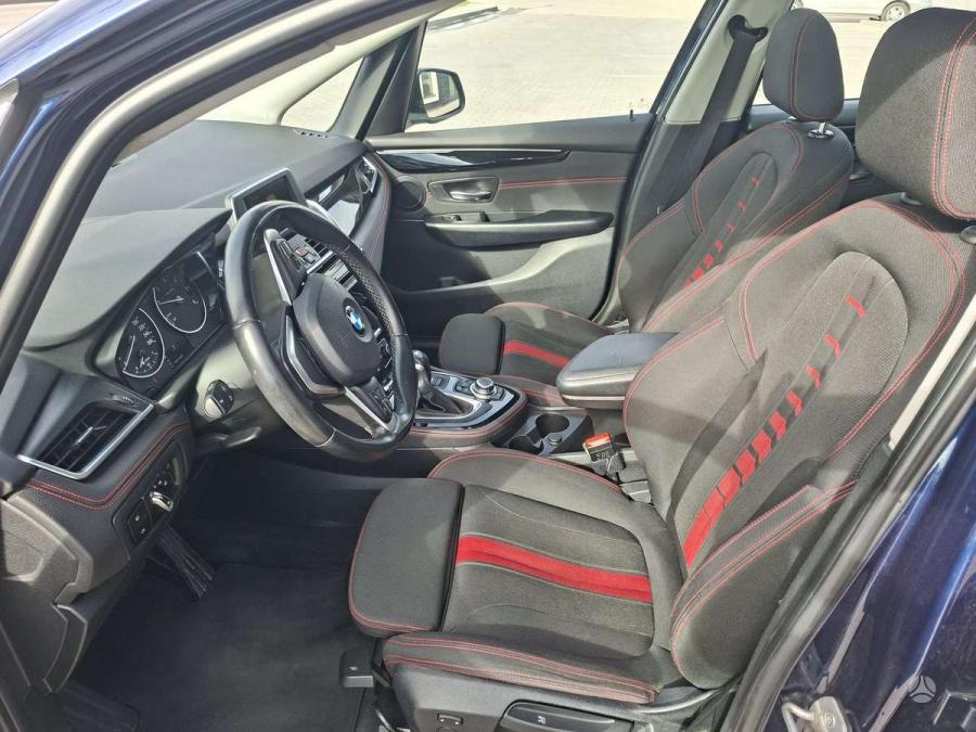 Blue BMW 218 2015 in Kaunas, with an engine capacity of 2.00 L and mileage of 250 thousand km for 6600 €, photo 9 on AUTOMOTO.COM.LV