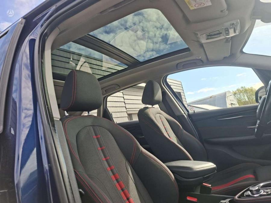 Blue BMW 218 2015 in Kaunas, with an engine capacity of 2.00 L and mileage of 250 thousand km for 6600 €, photo 13 on AUTOMOTO.COM.LV