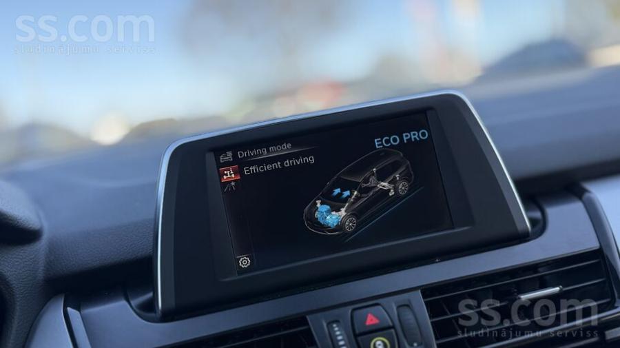 Blue BMW 218 2016 in Jelgava, with an engine capacity of 2.00 L and mileage of 289 thousand km for 7990 €, photo 24 on AUTOMOTO.COM.LV