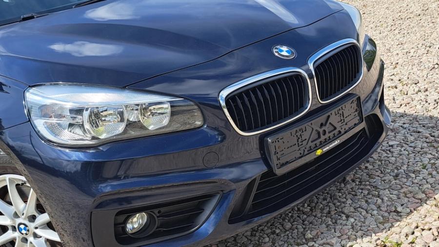 Blue BMW 218 2016 in Riga, with an engine capacity of 2.00 L and mileage of 223 thousand km for 8590 €, photo 49 on AUTOMOTO.COM.LV