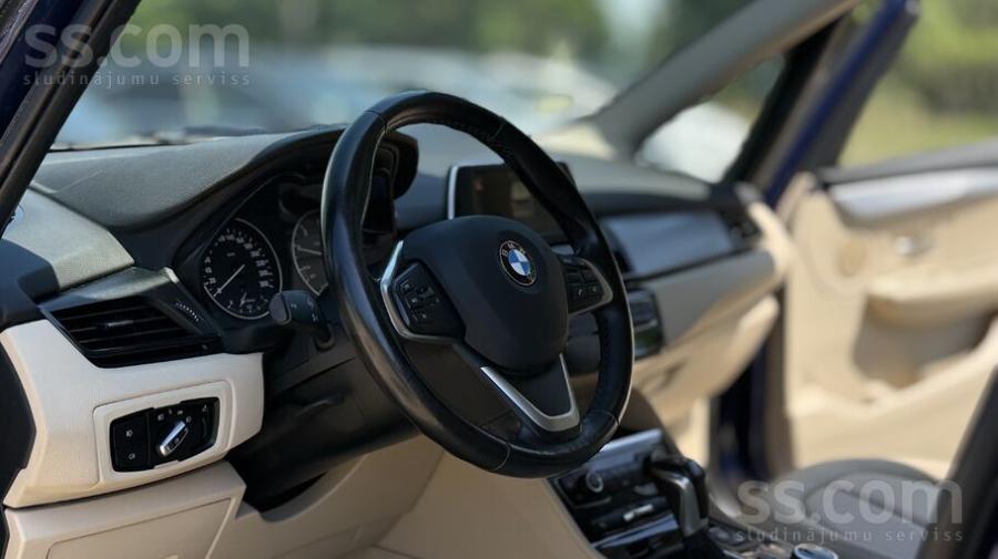 Blue BMW 218 2016 in Jelgava, with an engine capacity of 2.00 L and mileage of 289 thousand km for 8990 €, photo 8 on AUTOMOTO.COM.LV