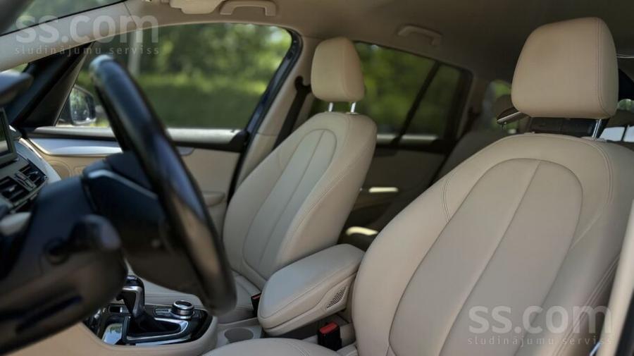 Blue BMW 218 2016 in Jelgava, with an engine capacity of 2.00 L and mileage of 289 thousand km for 8990 €, photo 13 on AUTOMOTO.COM.LV