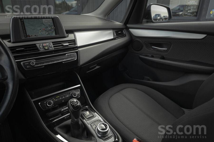 Zils BMW 218 2017 Jelgava, ar dzinēja tilpumu 2.00 L un nobraukumu 258 tūkst. km par 9000 €, foto 15 vietnē AUTOMOTO.COM.LV