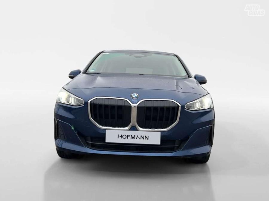 Blue BMW 218 2022 in Kaunas, with an engine capacity of 1.50 L and mileage of 35 thousand km for 25772 €, photo 2 on AUTOMOTO.COM.LV