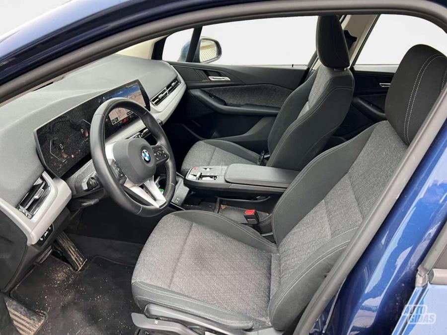 Blue BMW 218 2022 in Kaunas, with an engine capacity of 1.50 L and mileage of 35 thousand km for 25772 €, photo 10 on AUTOMOTO.COM.LV