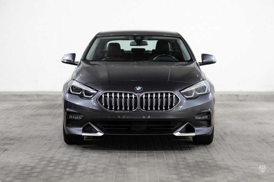 Zils BMW 218 2020 Viļņa, ar dzinēja tilpumu 1.50 L un nobraukumu 197 tūkst. km par 15900 €, foto 1 vietnē AUTOMOTO.COM.LV