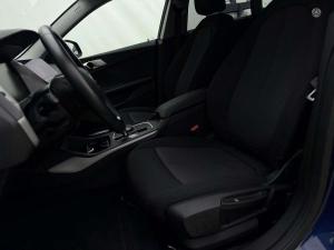 Blue BMW 218 2022 in Vilnius, with an engine capacity of 1.50 L and mileage of 50 thousand km for 17290 €, photo 11 on AUTOMOTO.COM.LV