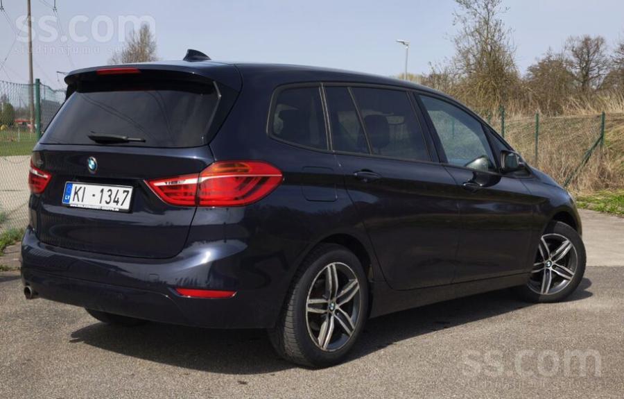 Blue BMW 218 2017 in Riga, with an engine capacity of 2.00 L and mileage of 239 thousand km for 8600 €, photo 5 on AUTOMOTO.COM.LV