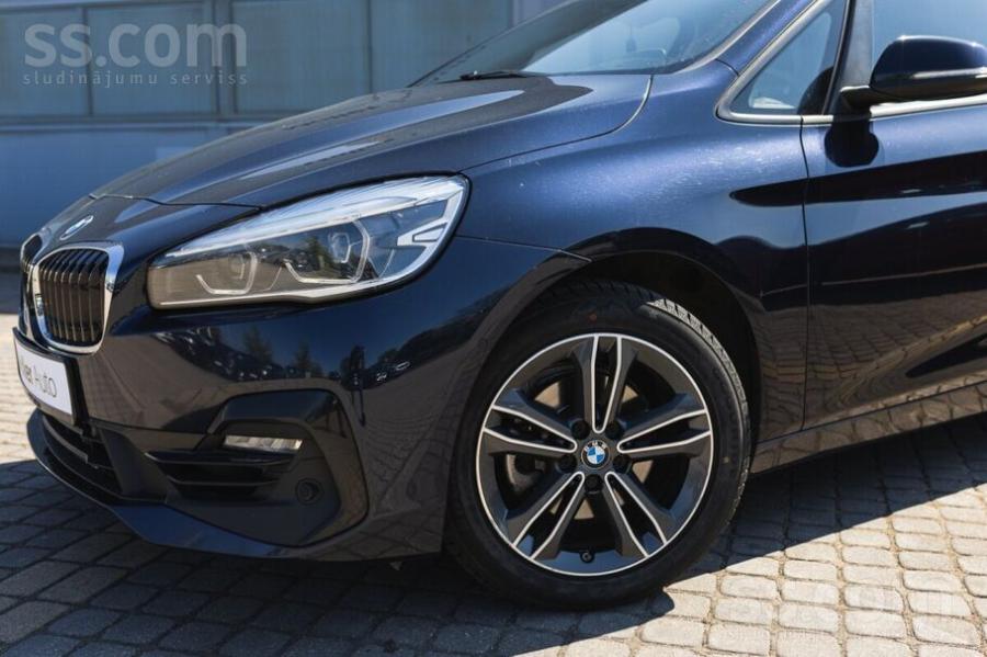 Blue BMW 218 2020 in Ventspils, with an engine capacity of 1.50 L and mileage of 140 thousand km for 15700 €, photo 10 on AUTOMOTO.COM.LV