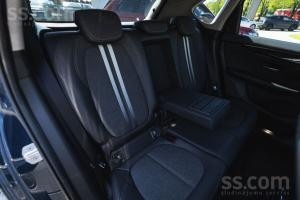 Blue BMW 218 2020 in Ventspils, with an engine capacity of 1.50 L and mileage of 140 thousand km for 15700 €, photo 24 on AUTOMOTO.COM.LV