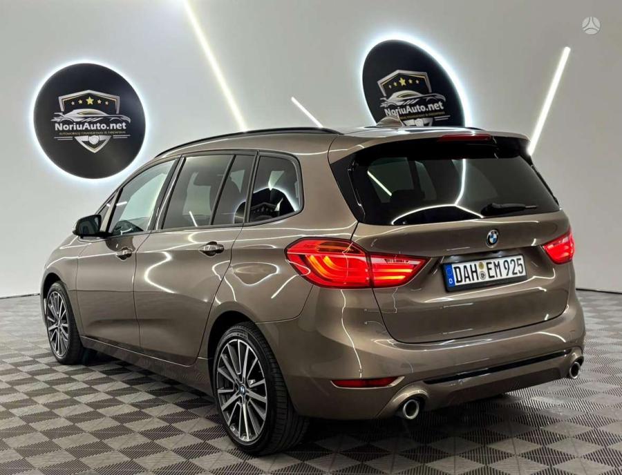Brown BMW 218 2018 in Marijampole, with an engine capacity of 2.00 L and mileage of 205 thousand km for 12750 €, photo 21 on AUTOMOTO.COM.LV