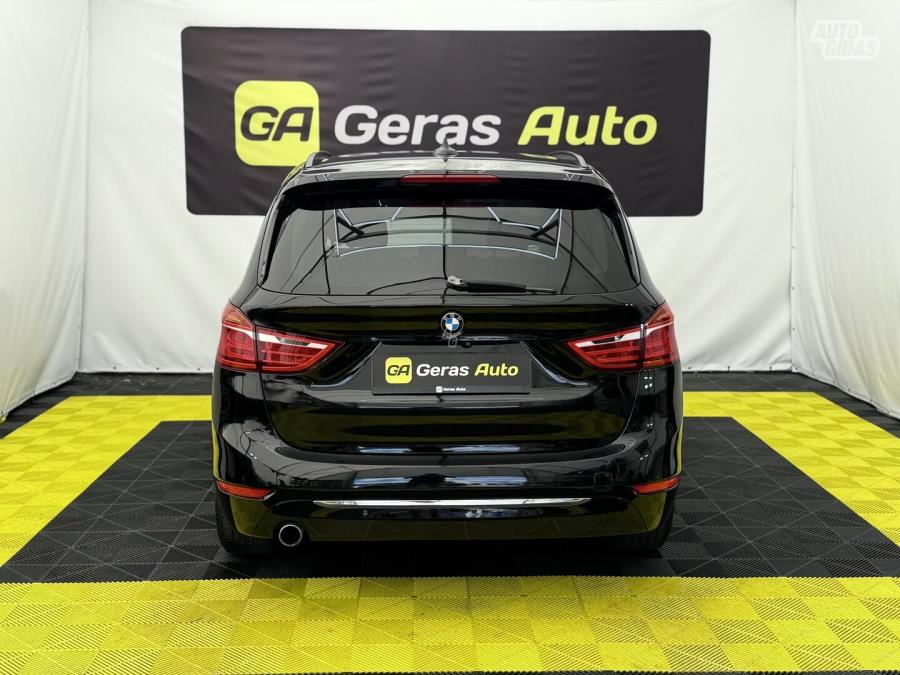 Melns BMW 218 Gran Tourer 2016 Avižieniai, ar dzinēja tilpumu 2.00 L un nobraukumu 270 tūkst. km par 9550 €, foto 6 vietnē AUTOMOTO.COM.LV