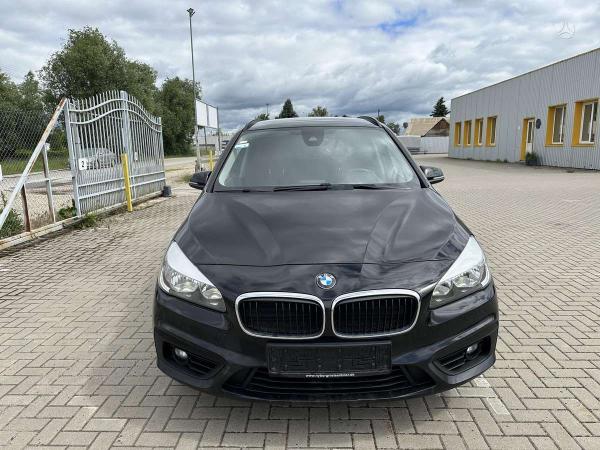 Черный БМВ 218 Gran Tourer 2015 в Таураге, объемом двигателя 2.00 л и пробегом 318 тыс. км за 6250 €, фото 2 на AUTOMOTO.COM.LV