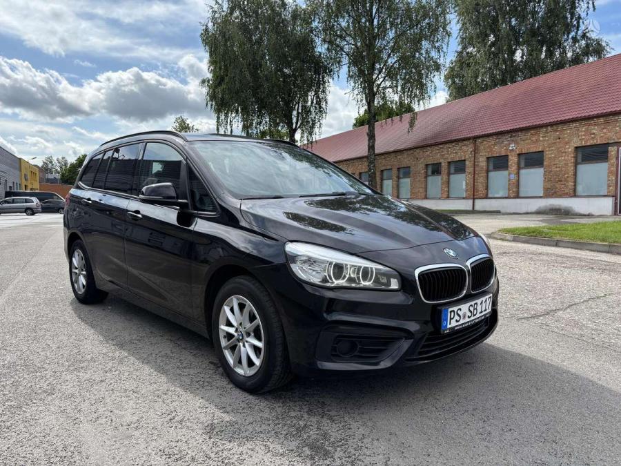 Черный БМВ 218 Gran Tourer 2015 в Паневежис, объемом двигателя 1.80 л и пробегом 250 тыс. км за 7500 €, фото 1 на AUTOMOTO.COM.LV