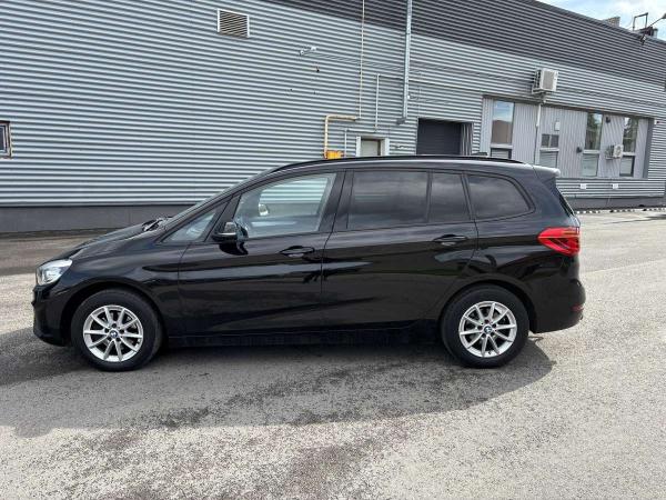 Черный БМВ 218 Gran Tourer 2015 в Паневежис, объемом двигателя 1.80 л и пробегом 250 тыс. км за 7500 €, фото 4 на AUTOMOTO.COM.LV