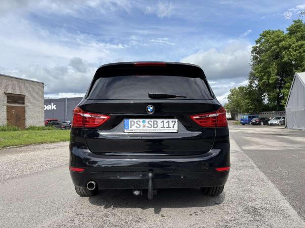 Черный БМВ 218 Gran Tourer 2015 в Паневежис, объемом двигателя 1.80 л и пробегом 250 тыс. км за 7500 €, фото 8 на AUTOMOTO.COM.LV