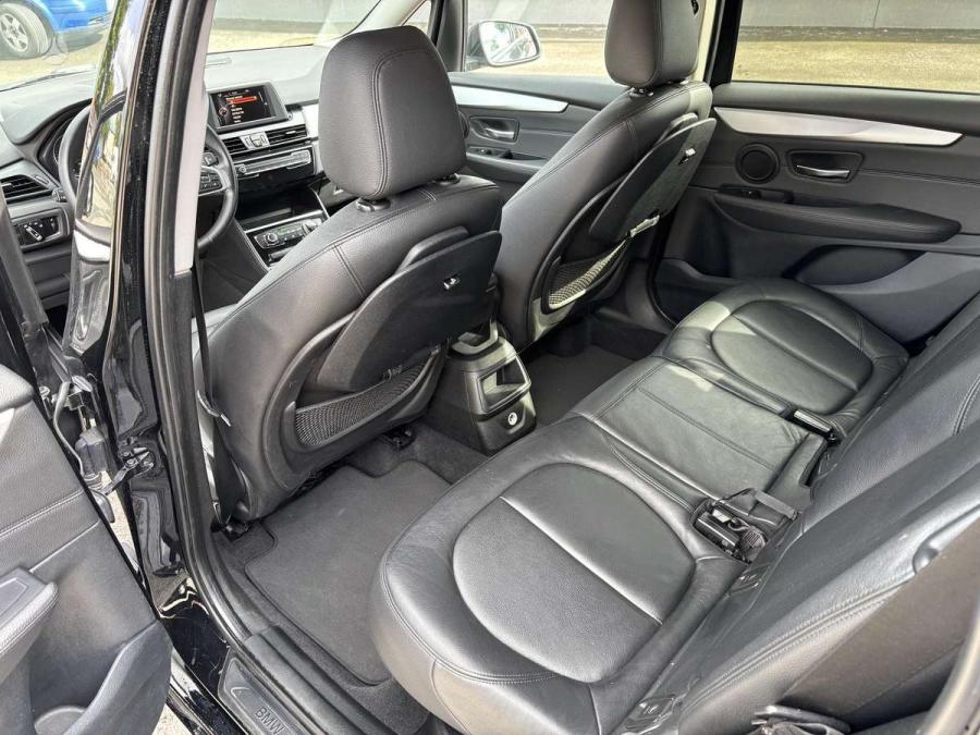 Черный БМВ 218 Gran Tourer 2015 в Паневежис, объемом двигателя 1.80 л и пробегом 250 тыс. км за 7500 €, фото 14 на AUTOMOTO.COM.LV