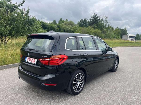 Melns BMW 218 Gran Tourer 2015 Viļņa, ar dzinēja tilpumu 1.50 L un nobraukumu 191 tūkst. km par 10750 €, foto 5 vietnē AUTOMOTO.COM.LV