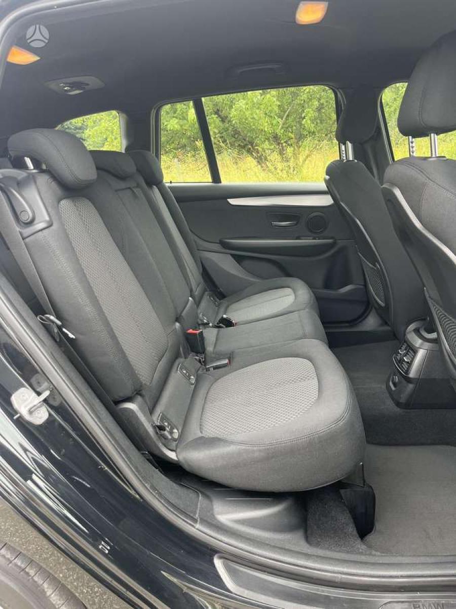 Черный БМВ 218 Gran Tourer 2015 в Вильнюс, объемом двигателя 1.50 л и пробегом 191 тыс. км за 10750 €, фото 20 на AUTOMOTO.COM.LV