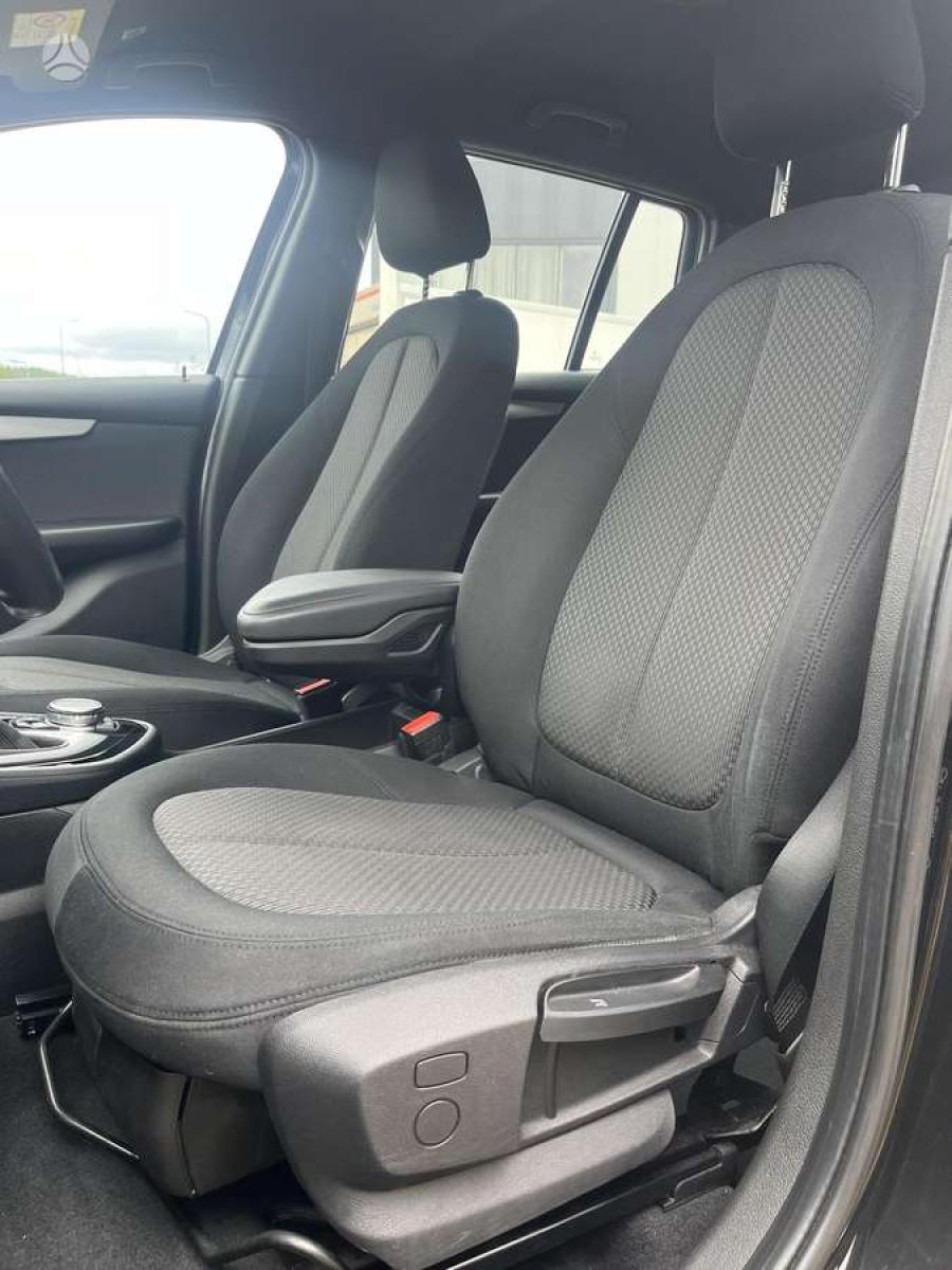 Черный БМВ 218 Gran Tourer 2015 в Вильнюс, объемом двигателя 1.50 л и пробегом 191 тыс. км за 10750 €, фото 28 на AUTOMOTO.COM.LV