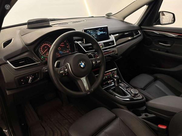 Black BMW 218 Gran Tourer 2015 in Marijampole, with an engine capacity of 2.00 L and mileage of 300 thousand km for 9450 €, photo 2 on AUTOMOTO.COM.LV