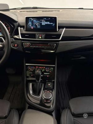 Black BMW 218 Gran Tourer 2015 in Marijampole, with an engine capacity of 2.00 L and mileage of 300 thousand km for 9450 €, photo 18 on AUTOMOTO.COM.LV