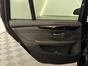 Black BMW 218 Gran Tourer 2015 in Marijampole, with an engine capacity of 2.00 L and mileage of 300 thousand km for 9450 €, photo 21 on AUTOMOTO.COM.LV