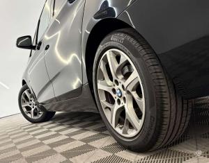 Black BMW 218 Gran Tourer 2015 in Marijampole, with an engine capacity of 2.00 L and mileage of 300 thousand km for 9450 €, photo 23 on AUTOMOTO.COM.LV