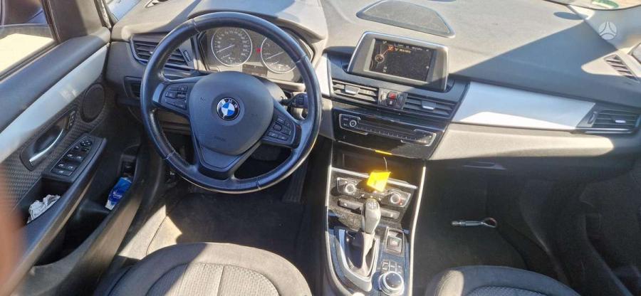 Black BMW 218 Gran Tourer 2016 in Marijampole, with an engine capacity of 2.00 L and mileage of 261 thousand km for 4099 €, photo 6 on AUTOMOTO.COM.LV