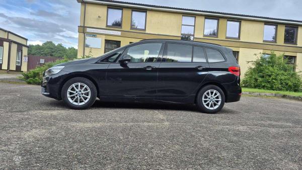 Melns BMW 218 Gran Tourer 2016 Šilutė, ar dzinēja tilpumu 1.80 L un nobraukumu 176 tūkst. km par 5999 €, foto 6 vietnē AUTOMOTO.COM.LV