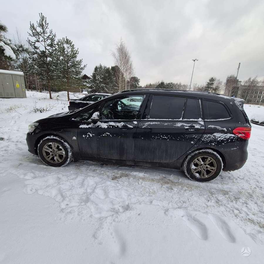 Melns BMW 218 Gran Tourer 2017 Viļņa, ar dzinēja tilpumu 2.00 L un nobraukumu 352 tūkst. km par 9800 €, foto 4 vietnē AUTOMOTO.COM.LV