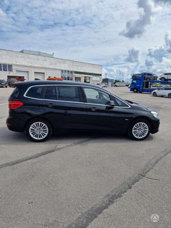 Black BMW 218 Gran Tourer 2017 in Panevezys, with an engine capacity of 2.00 L and mileage of 195 thousand km for 8000 €, photo 7 on AUTOMOTO.COM.LV