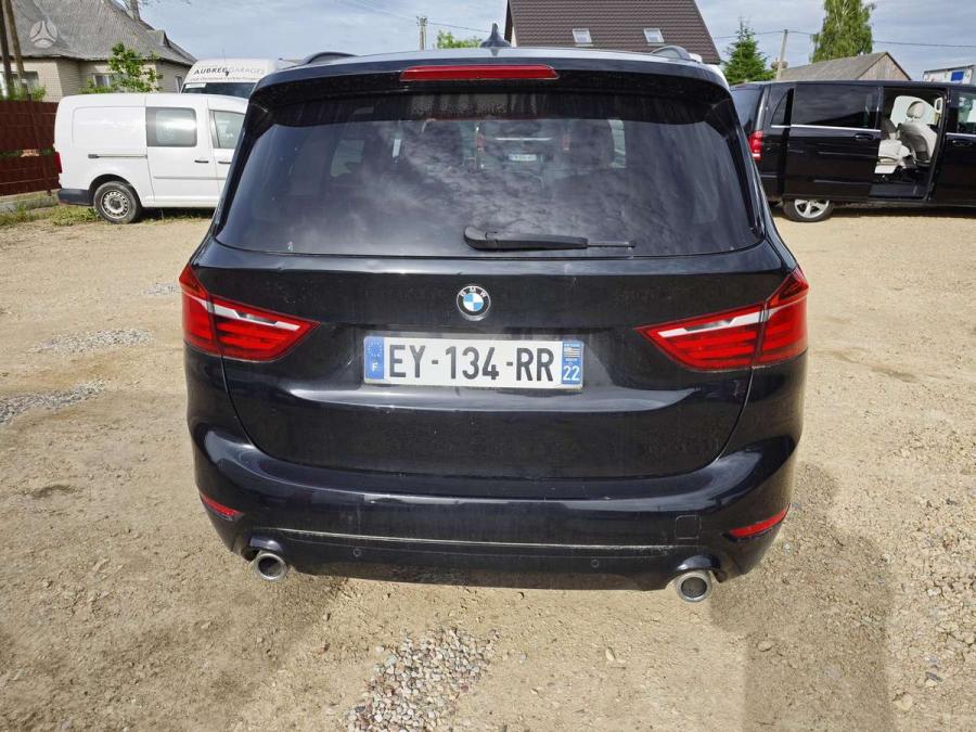 Black BMW 218 Gran Tourer 2018 in Taurage, with an engine capacity of 2.00 L and mileage of 340 thousand km for 7000 €, photo 5 on AUTOMOTO.COM.LV