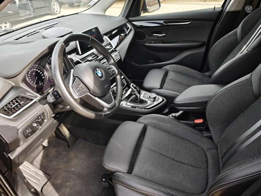 Black BMW 218 Gran Tourer 2018 in Taurage, with an engine capacity of 2.00 L and mileage of 340 thousand km for 7000 €, photo 10 on AUTOMOTO.COM.LV