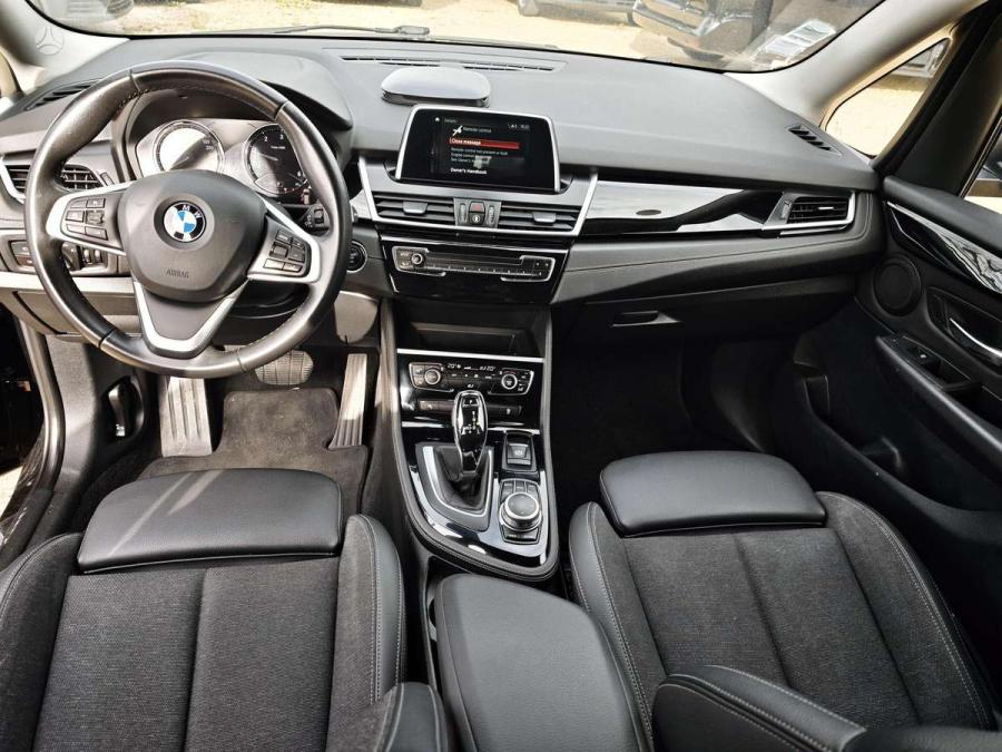 Black BMW 218 Gran Tourer 2018 in Taurage, with an engine capacity of 2.00 L and mileage of 340 thousand km for 7000 €, photo 11 on AUTOMOTO.COM.LV